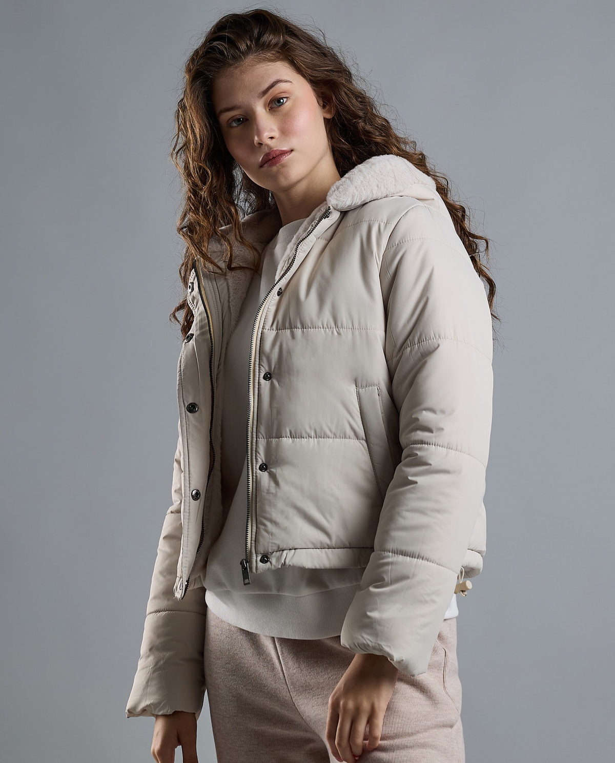 Shop Quilted Hooded Puffer Jacket with Zipper Closure Online | R&B Qatar